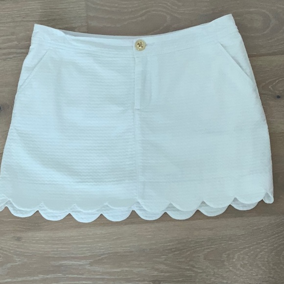 Lilly Pulitzer | Shorts | Lilly Pulitzer Cream Skort With Scalloped Hem ...